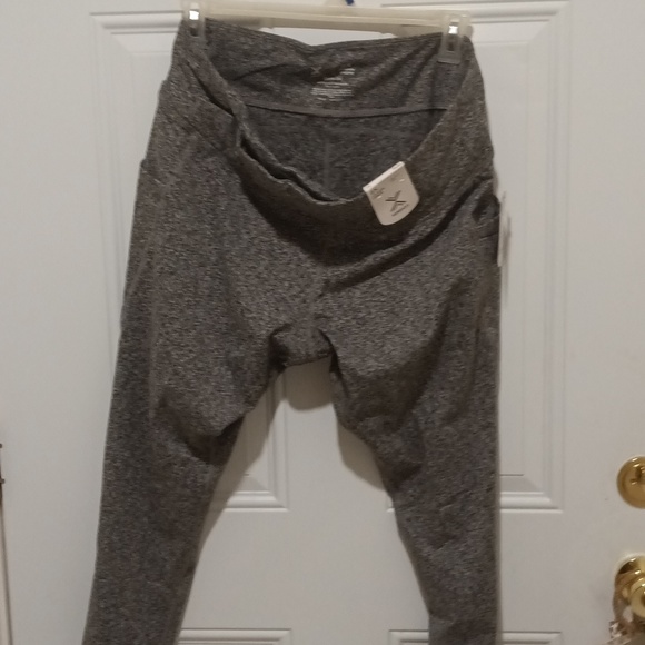 Xersion | Pants & Jumpsuits | Yoga Pants | Poshmark
